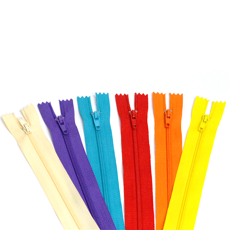 Close End Coil 3 Zipper Custom Colorful Zipper Nylon 3 - Oem zipper ...